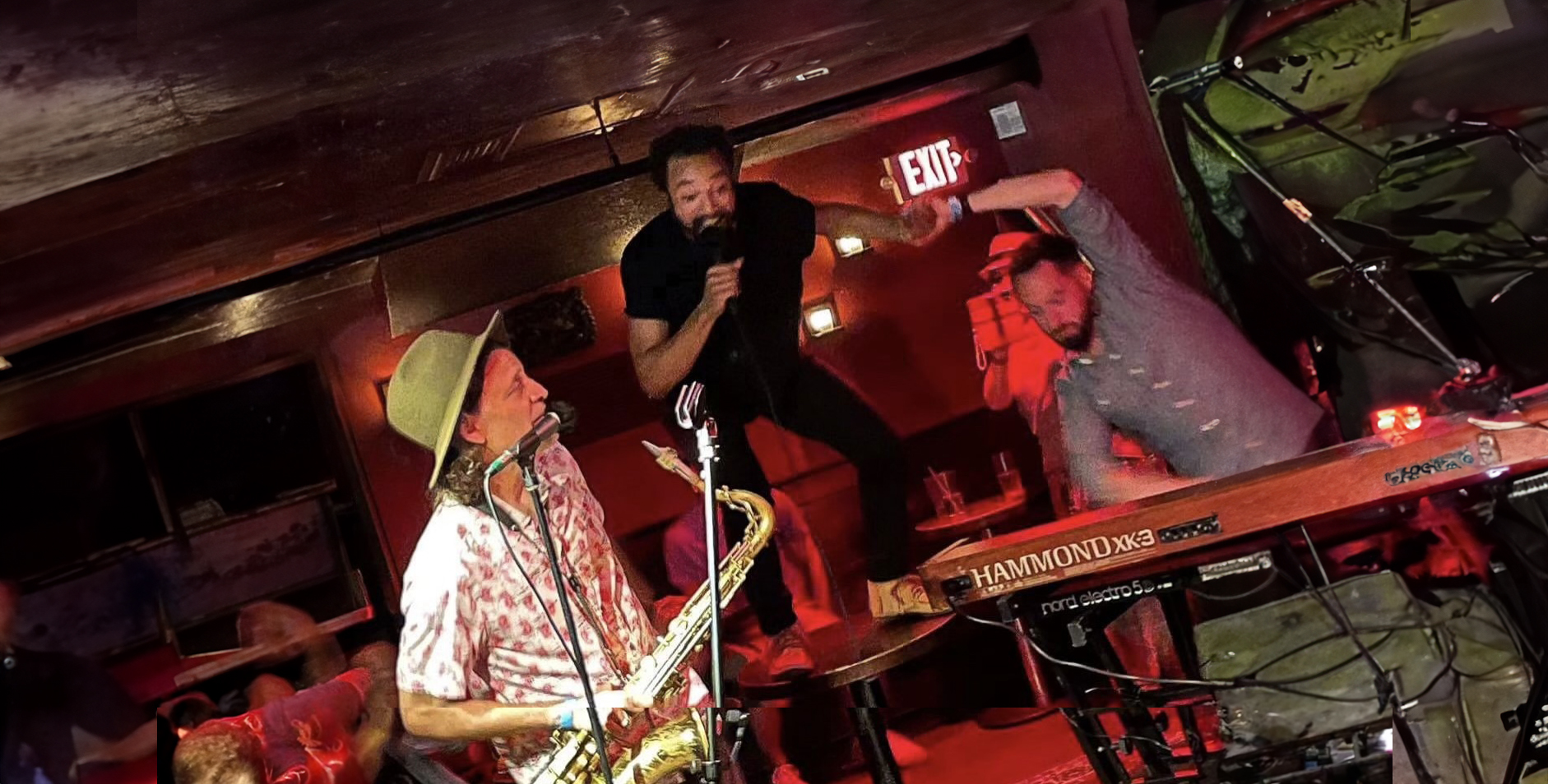 Booking - Lizard Lounge Club